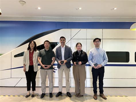 北京交通大学语言与传播学院