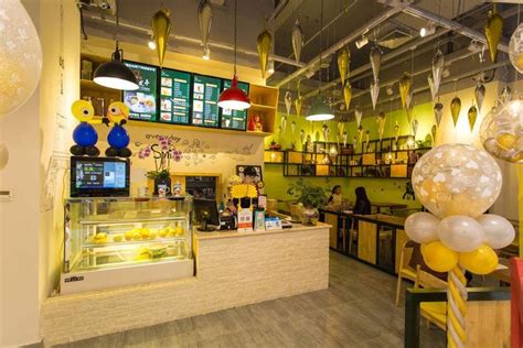 甜品店的主要竞争对手是谁？揭秘甜品行业市场格局，把握创业新机遇！加盟星百度招商加盟服务平台