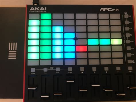 apc mini mk2 akai professional apc mini mk2 audiofanzine
