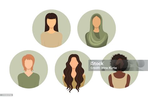 세트 여자 아바타 라운드 아이콘 세트 소셜 네트워크에 대한 다른 국가와 피부색의 얼굴없는 여성 다문화 다양성 여성의 얼굴 다양한 종족 흰색 배경에 고립된 평면 스타일의