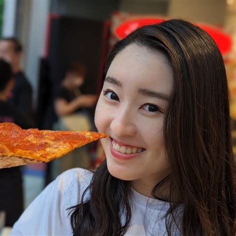 Rinako Bella On Threads