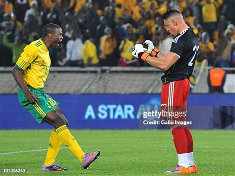 1 159 Aaron Mokoena Photos And High Res Pictures Getty Images