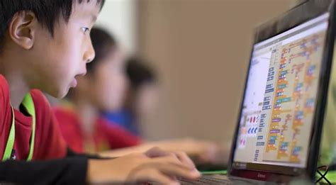 Virtual Robotics Scratch RaceHub USA