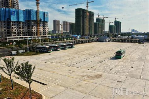 蔡甸经济开发区（奓山）公交首末站正式投入使用，方便市民出行