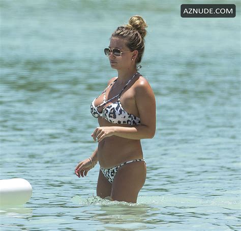 Zara Holland Sexy Having Fun On The Beach In Barbados 25072017 Aznude