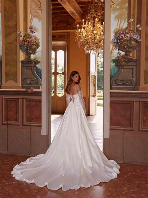 Luana 24 007 Mia Bella Couture