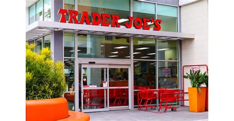 9 Problems With Trader Joes People Rarely Talk About
