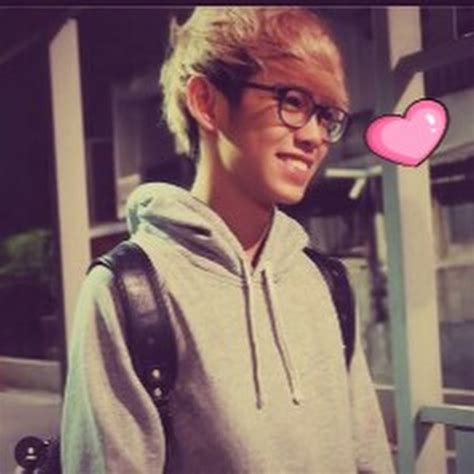 Victoria Freitas Youtube