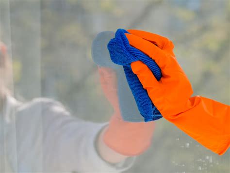 How To Clean Plexiglass Car And Truck