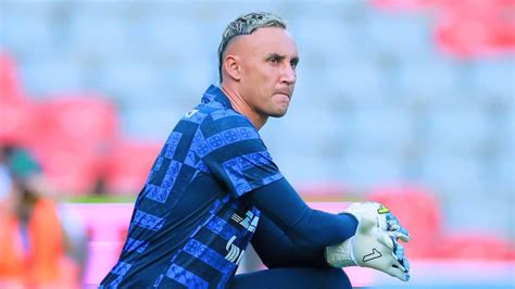 Keylor Navas Víctima De Grito Homofóbico En Querétaro Juanfutbol