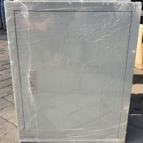 Jual Box Panel Listrik 50x60x20 Push Lock Box Panel 50x60 Kunci Tekan Jakarta Pusat Bina