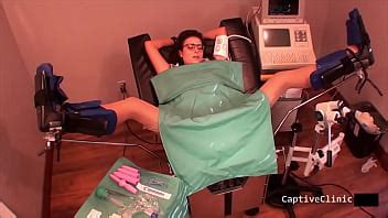 The Sex S Turista Tedesca Helena Price Vedi La Dottoressa Tampa Dato Che Non Si Sente Bene E Si