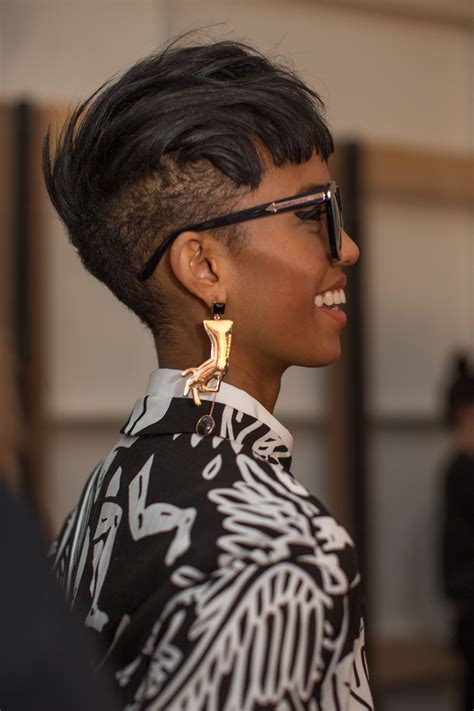 9 Divine Short Black Hairstyles With Shaved Sides