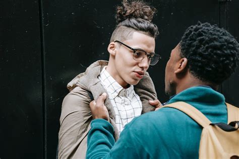 How To Deal With A Mean Person 10 Proven Strategies Highly Intelligent