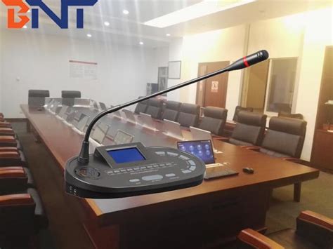 Digital Wireless Simultaneous Interpreter System For International Conference