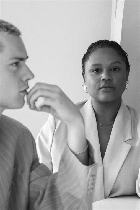 Stijn De Vries En Talisia Misiedjan Mensenliefde Is Niet Links