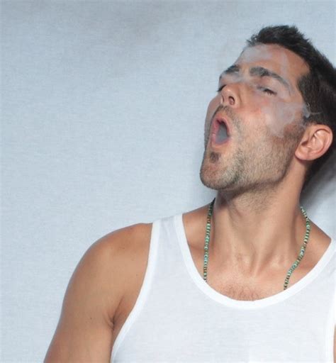 Celebrity Smoking Cigar Jesse Metcalfe