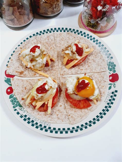 또띠아 간식 조각 또띠아 랩 아침식사 브런치 간단 레시피