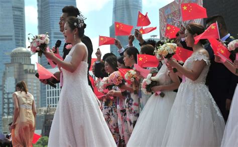 Хятад Гэрлэхэд амархан салахад хэцүү байхаар хуулиа шинэчлэнэ