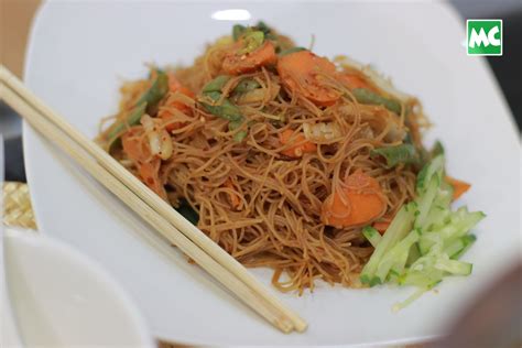 Celebrity မိသားစု ဖွင့်ထားတဲ့ Bar 86