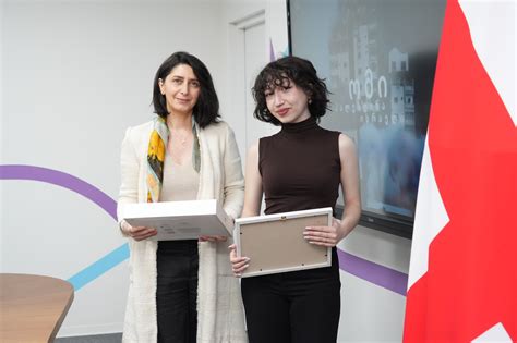 კომუნიკაციების 🎁 215 ნამუშევრიდან ჟიურიმ სამი გამარჯვებული გამოავლინა რომელთა ავტორებიც