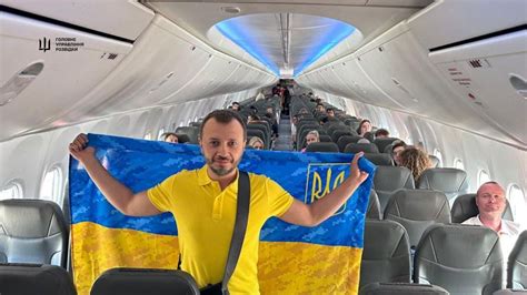 Україна евакуювала з Лівану 68 людей деталі місії ГУР та МЗС фото війна у Лівані Oboz Ua