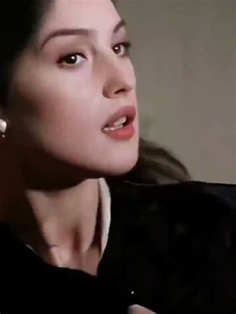 人生是一场永不落幕的演出我们每一个人都是演员只不过有的人顺从自己有的人取悦观众 网络国赵无界 zhaoworld
