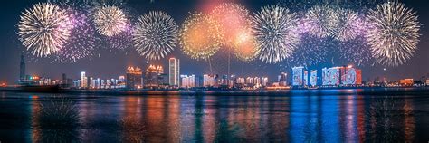 城市烟花夜景图片素材 正版创意图片400585793 摄图网