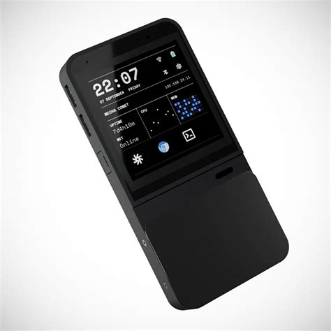 mecha comet is a modular handheld linux computer that can even play