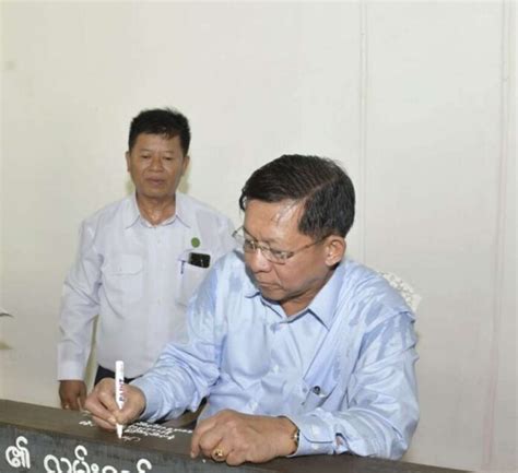 အမေရိကန်သမ္မတ ထရမ့်ထံသို့ ပြန်ကြားစာ မင်းအောင်လှိုင်ကိုယ်တိုင် မြန်မာ ဘာသာဖြင့် ရေးသားခဲ့ပြီး