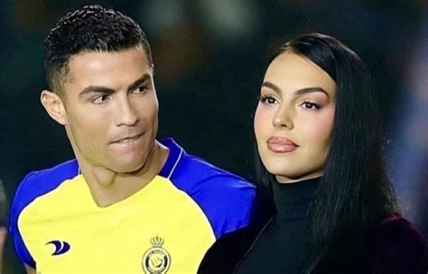 جنجال جدید جورجیا در عربستان عکس