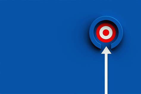 흰색 화살표가 파란색 벽 배경에 있는 목표물을 명중했습니다 사업 전략과 목표 달성 개념 3d 렌더링 골인에 대한 스톡 사진 및 기타 이미지 Istock