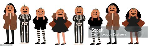 해피 할로윈 일러스트레이션 세트 의상 벡터 클립 아트의 캐릭터 어린이 마녀 유령 해골 애완용 고양이 개 호박 얼굴 박쥐 거미 플랫 스타일 이미지 10월에 대한 스톡 벡터