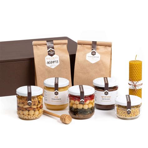 Подарочный набор Медовый эксклюзив ФронтМед 4 десерта по 200мл Свечка из вощины чай 50г