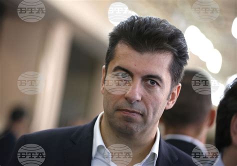 Кандидатът на ГЕРБ Десислава Атанасова не е под червената линия на ПП