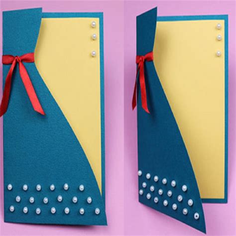 کارت پستال روز مادر کودکانه مینویسم