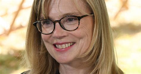 Isabelle Carré Au Photocall Du Film La Dérive Des Continents Au Jardin De Bardines Lors Du 15ème