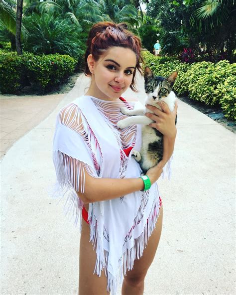 Ariel Winter Instagram Photos 04 Gotceleb