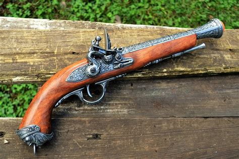 Pirate Flintlock Blunderbuss Pistol Replica Flintlock Blunderbuss