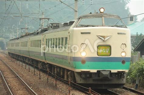 485系 上沼垂色 特急いなほ No 29844629｜写真素材なら「写真ac」無料（フリー）ダウンロードok