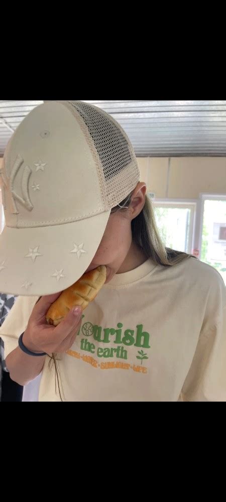 Создать мем кепка женская летняя бейсболка кепка Картинки Meme