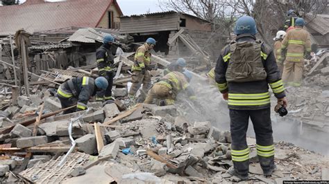 До семи зросло число загиблих унаслідок ракетного удару по Запоріжжю Читайте на Ukr Net