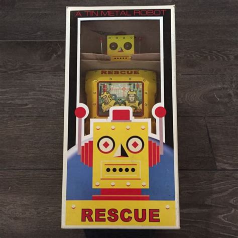 R1 Rescue 14 Battery Operated Tin Robot By Rocket Usa Hobbies And Toys Toys And Games On Carousell