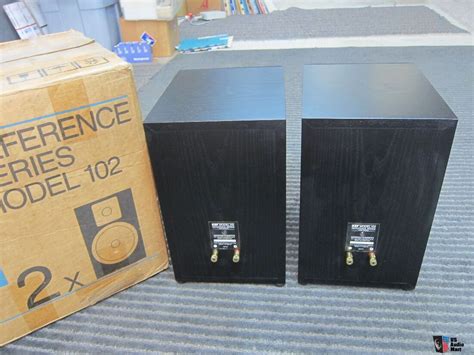 Pair Kef Reference Series Model 102 Speakersex Soundnice Conditiongb