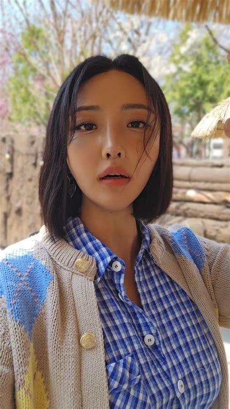 코수술한지 2주도 안 돼서 고강도 운동 금지령에 등산 다녀왔어요 😇 출렁다리로 유명한 소금산이 이제 케이블카로도 갈 수 있구요 곳곳에 화장실 쉴 곳들이 많아서 그런지