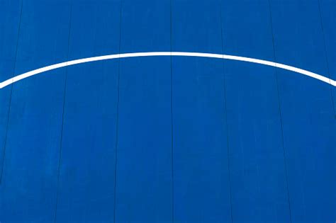 블루 배구 농구 배드민턴 풋살 핸드볼 코트 나무 바닥 실내 체육관 코트에 표시 라인이 스포츠 홀의 나무 바닥 Championship에 대한 스톡 사진 및 기타 이미지