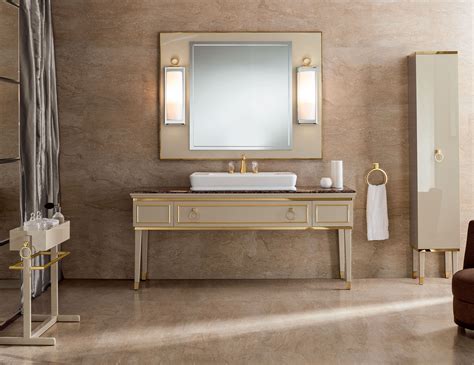 Luxury Traditional Bathroom Vanities