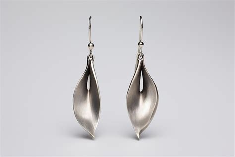 Premium Vector Beautiful Luxury Silver Earring For Women