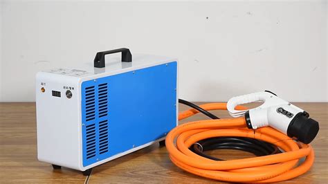 nouvelle Énergie ocpp save variable 220v tension portable 20a ce type 2 7kw ev chargeur pour
