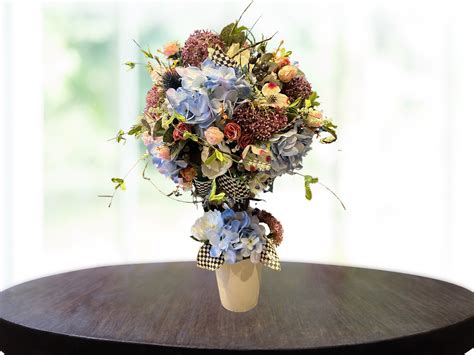 Holiday And Seasonal Spring And Easter Spring Tabletop Topiary